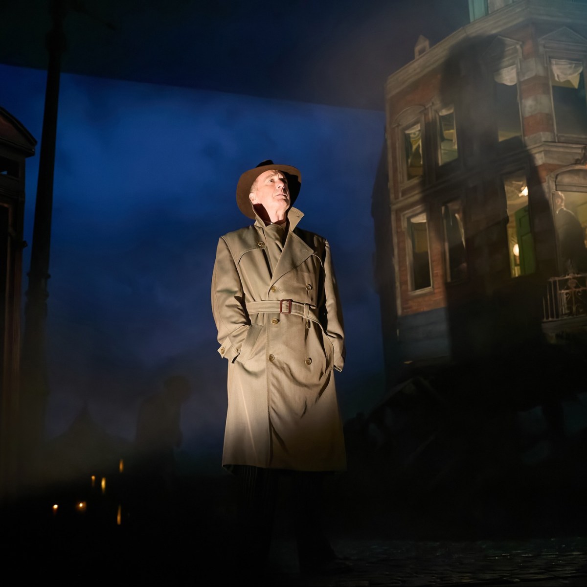 AN INSPECTOR CALLS | London, New Wimbledon Theatre – The Prickle